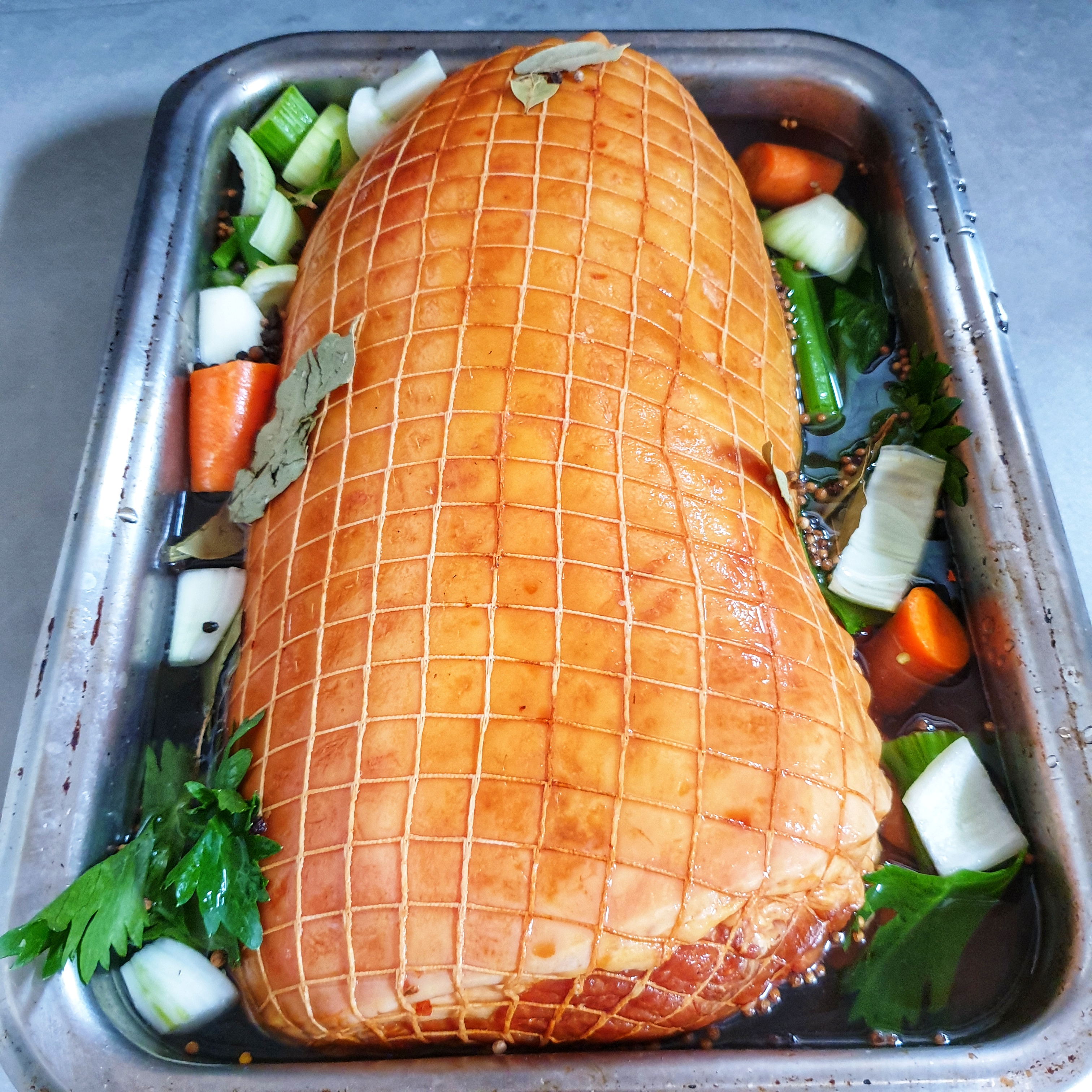 Easy Gammon Recipe, How to Cook, Roast and Glaze Gammon